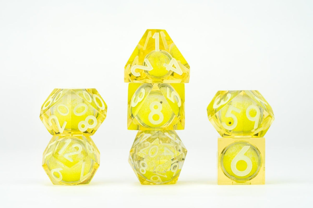Fanroll Dice: Shadow Light UV Reactive Elixir Liquid Core 7pc Dice Set ...